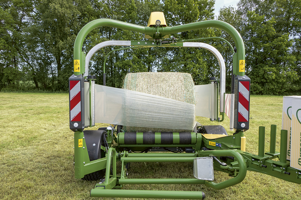Trailed bale wrapper EasyWrap 165 T